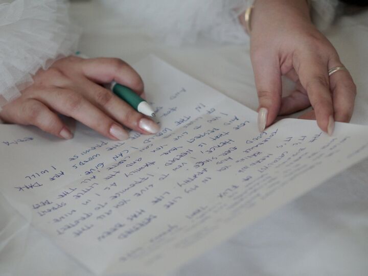 Qu'est-ce qu'une séance photo d'engagement ? - ABC Salles