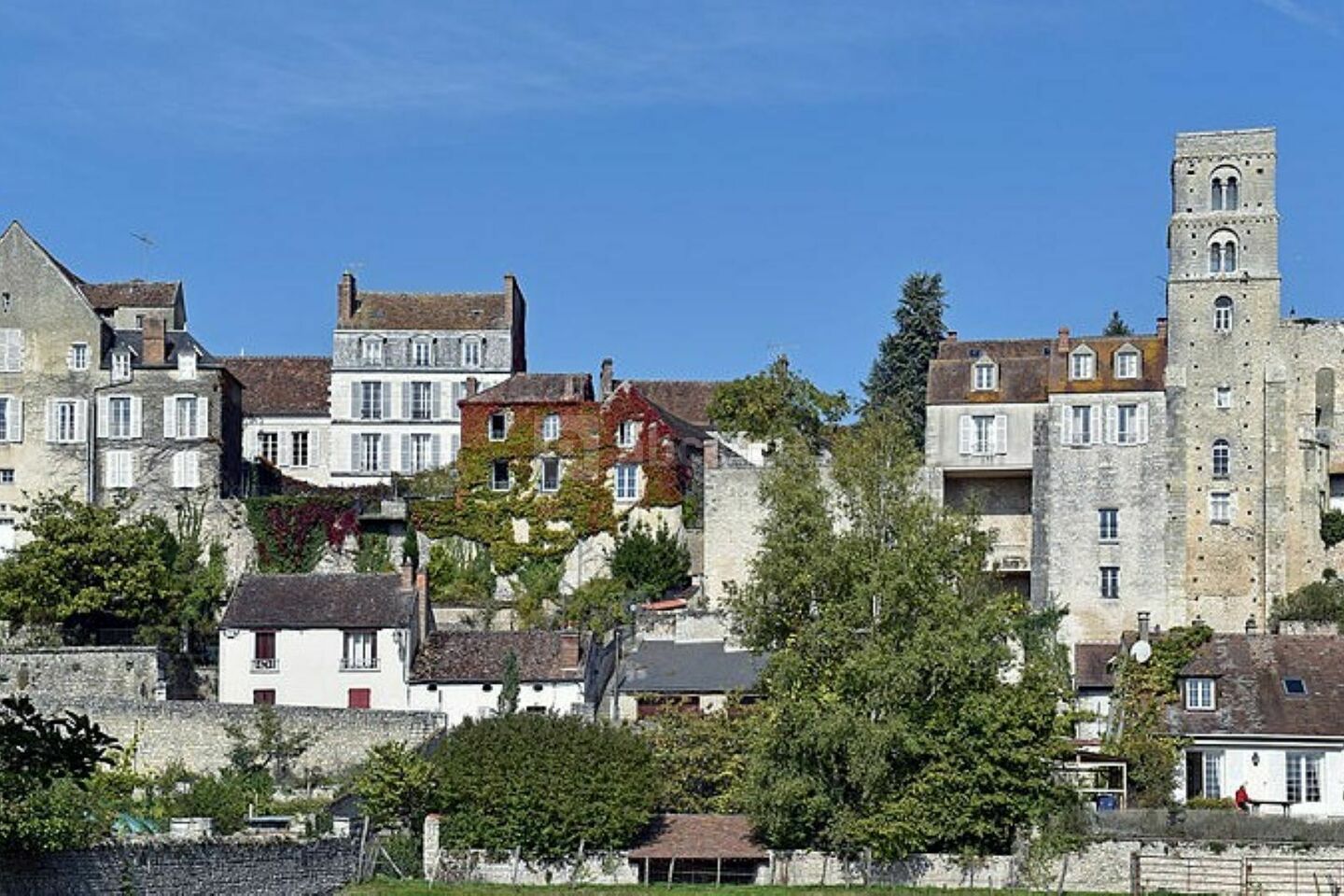 Hôtel Château-Landon - ABC Salles