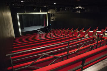 Le Grand Point Virgule - ABC Salles