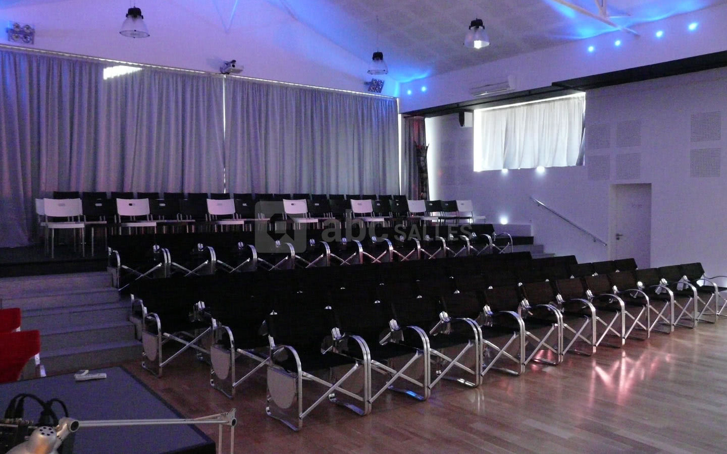 Le Hangar - ABC Salles