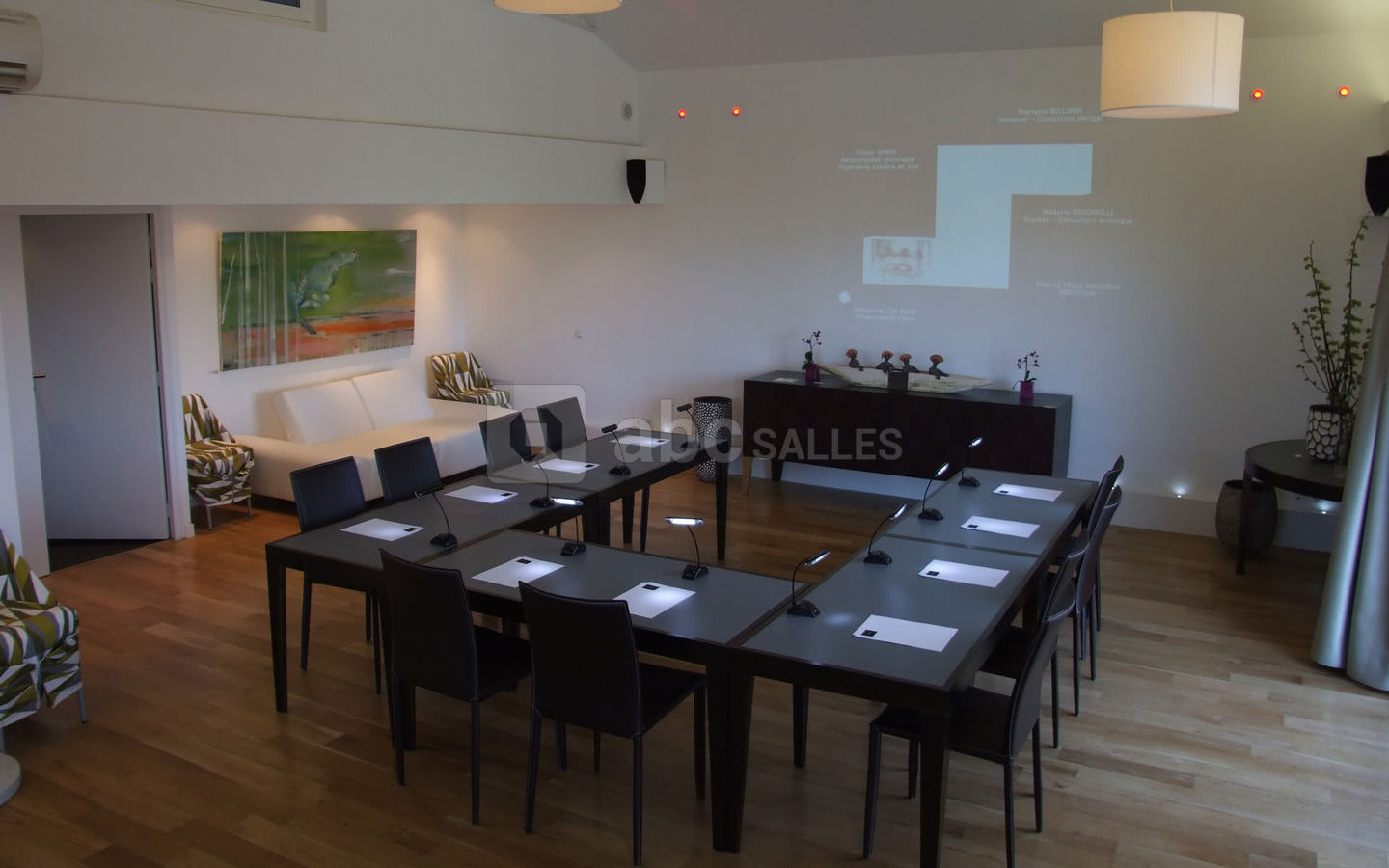 Le Hangar - ABC Salles