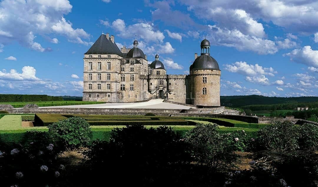 Château de Hautefort - ABC Salles