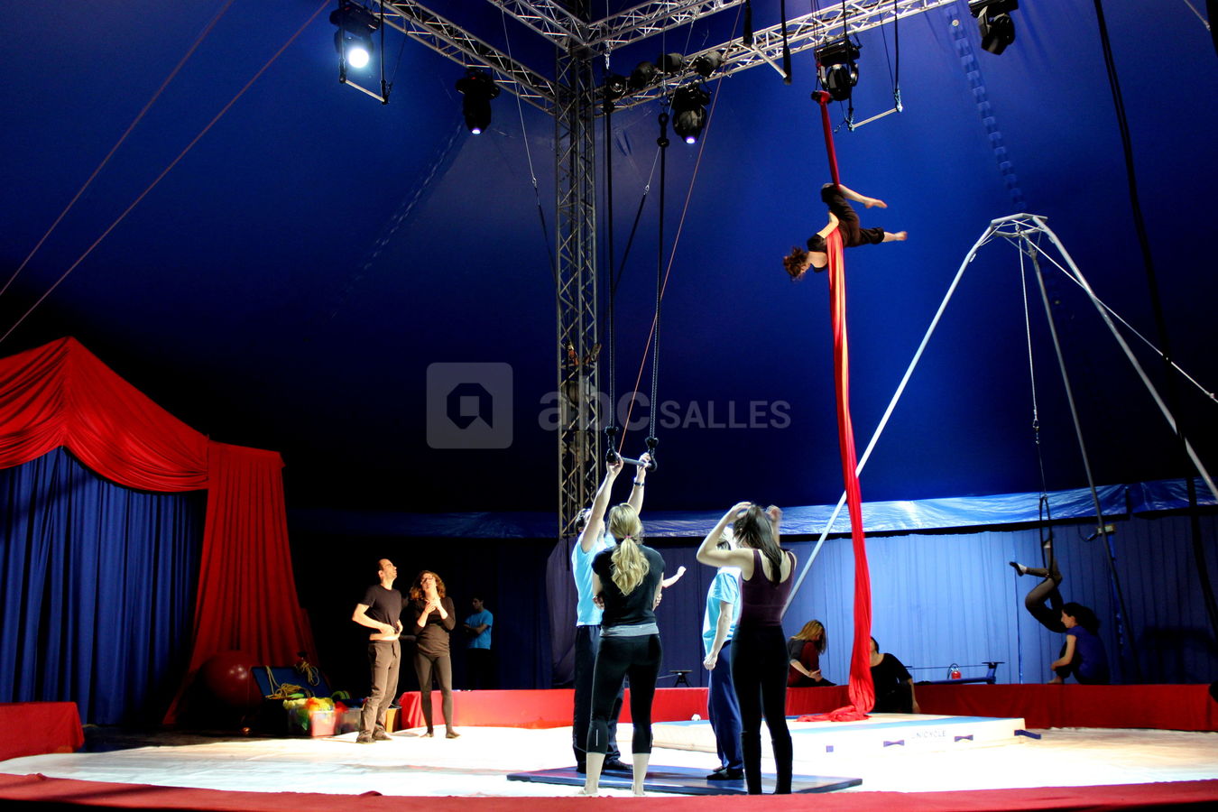 Le Cirque Imagine - ABC Salles