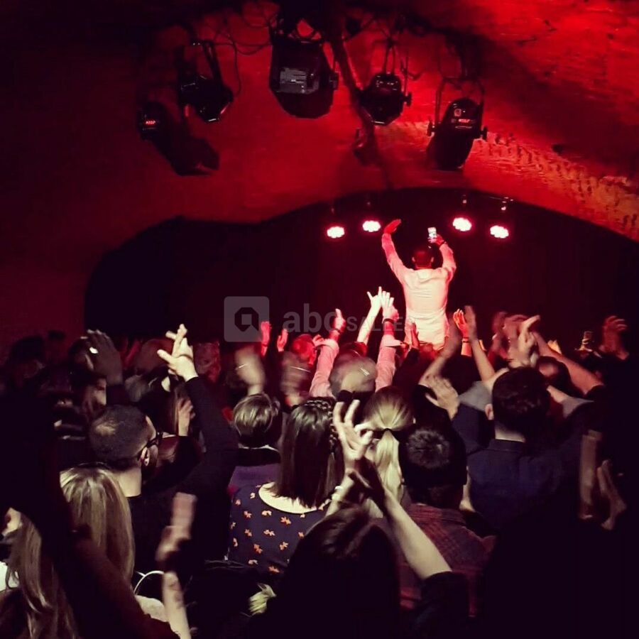 Caustic Comedy Club - ABC Salles