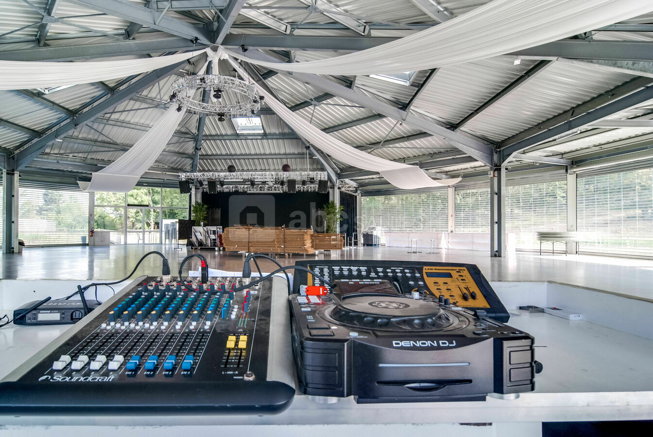 Le Domaine du Castellet - ABC Salles