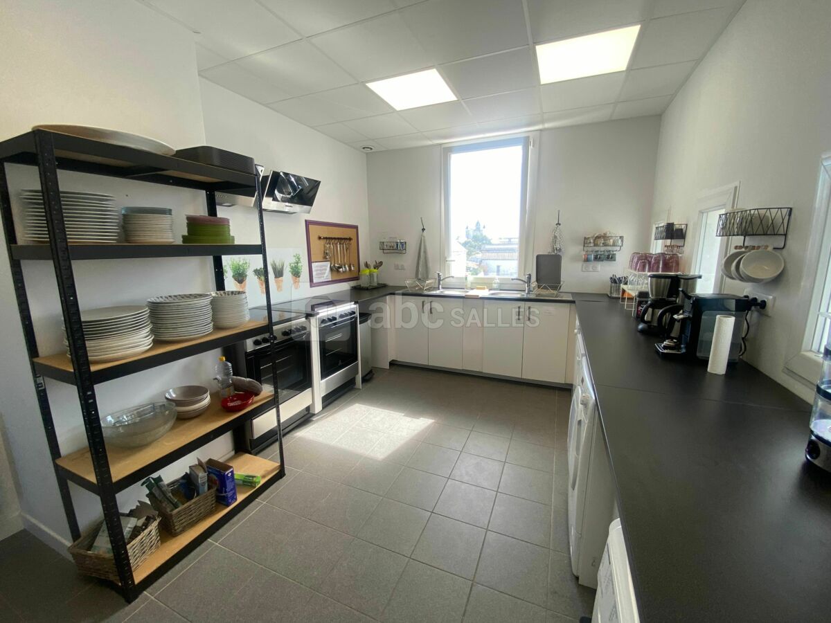 The Corner Propreties - ABC Salles