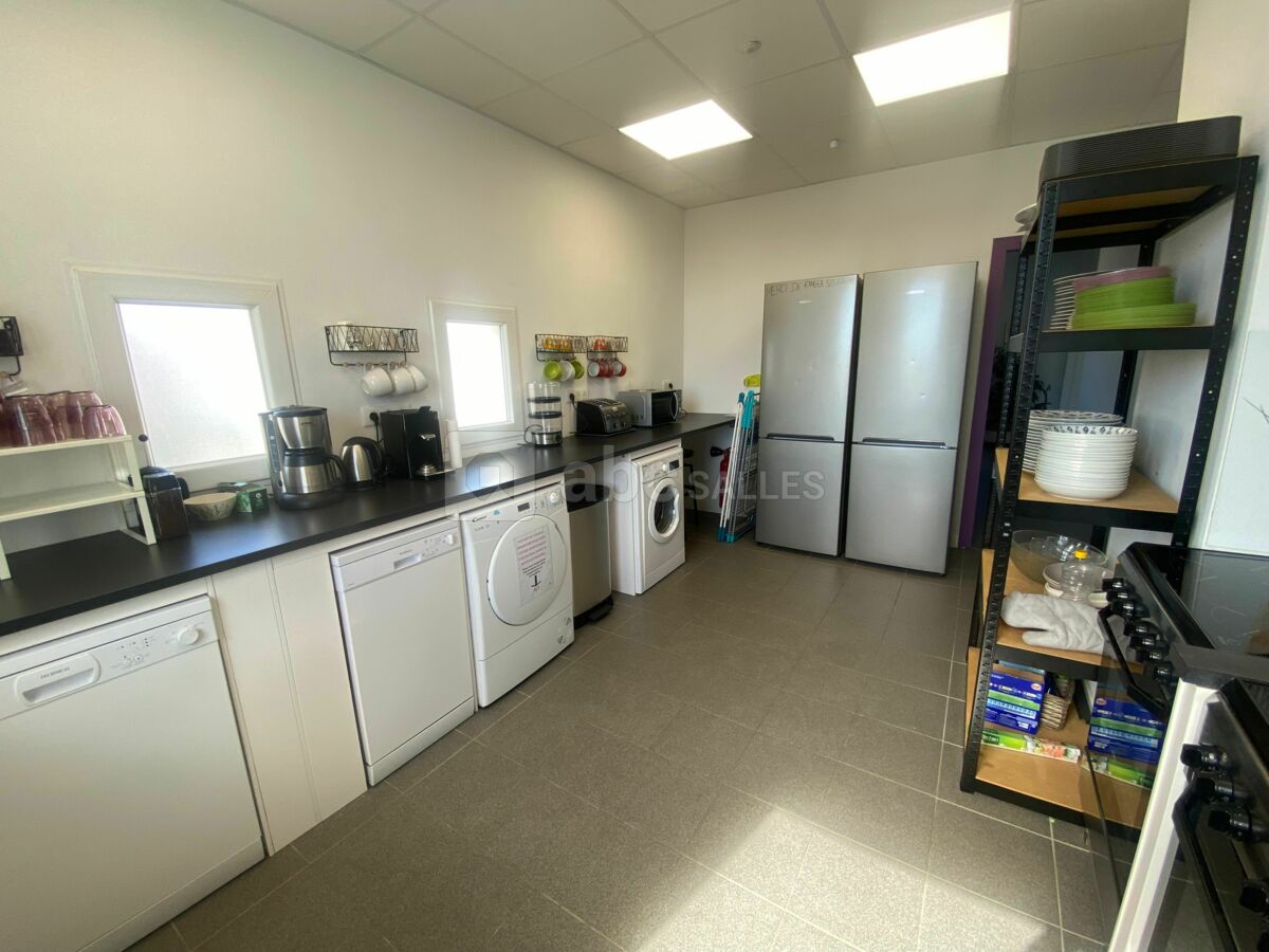 The Corner Propreties - ABC Salles