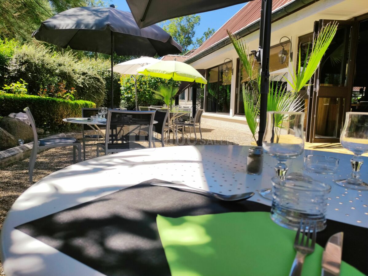 Complexe Bg Hôtel Bar Restaurant - ABC Salles