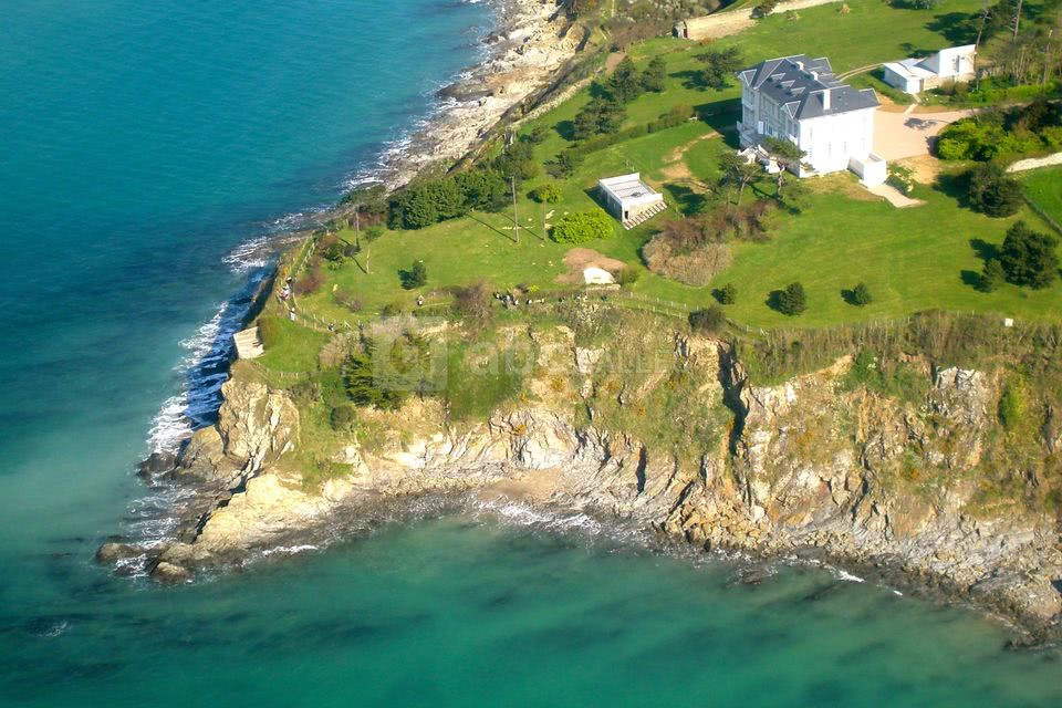 Château de la Crête - ABC Salles