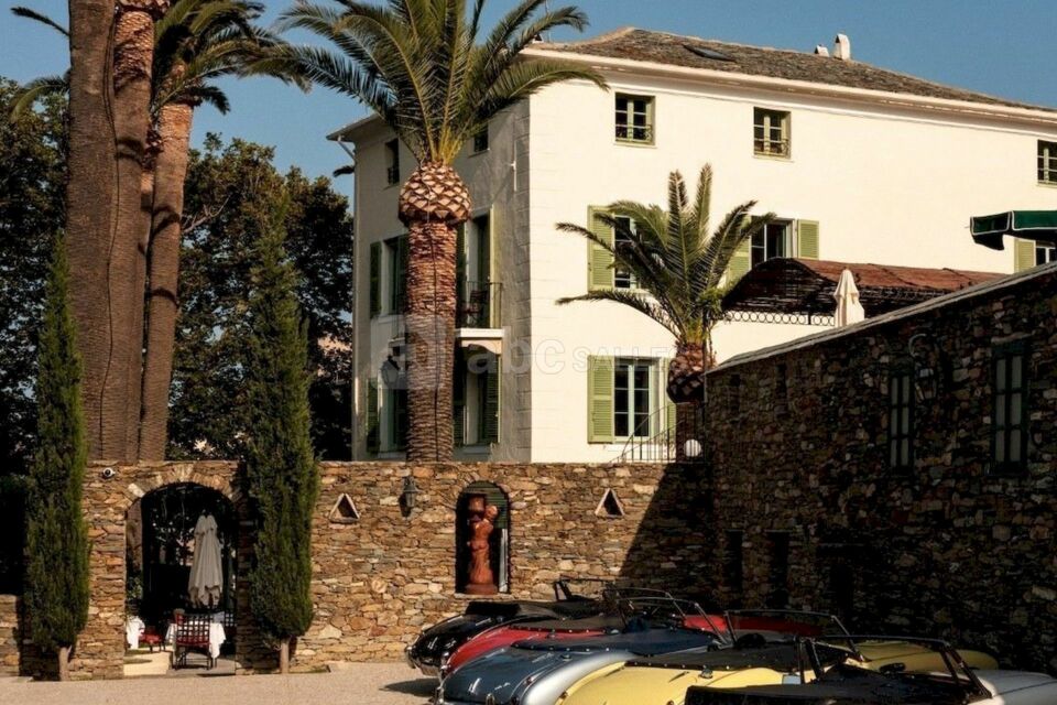 Hôtel Castel Brando - ABC Salles