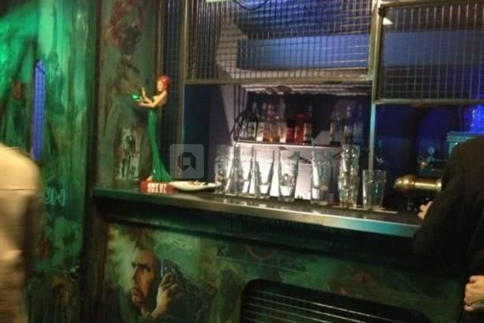 Dernier Bar Avant la Fin du Monde - ABC Salles