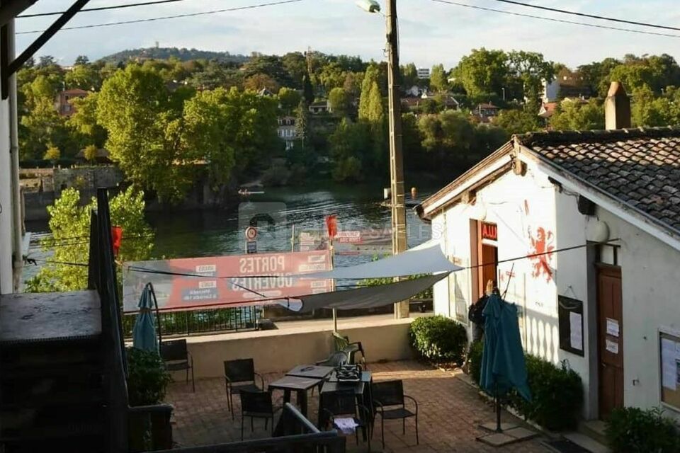 Aviron Union Nautique de Lyon - ABC Salles