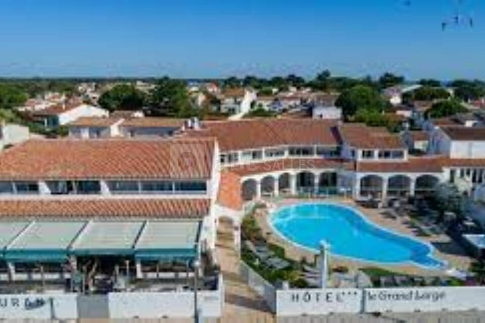 Le Grand Large - ABC Salles