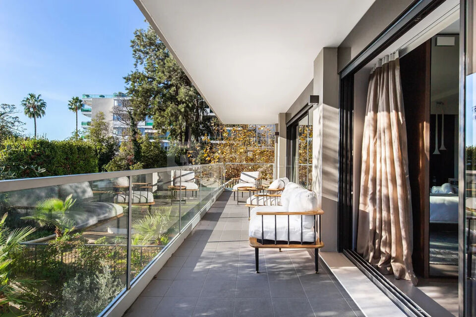 Villa Alexandra Cannes - ABC Salles